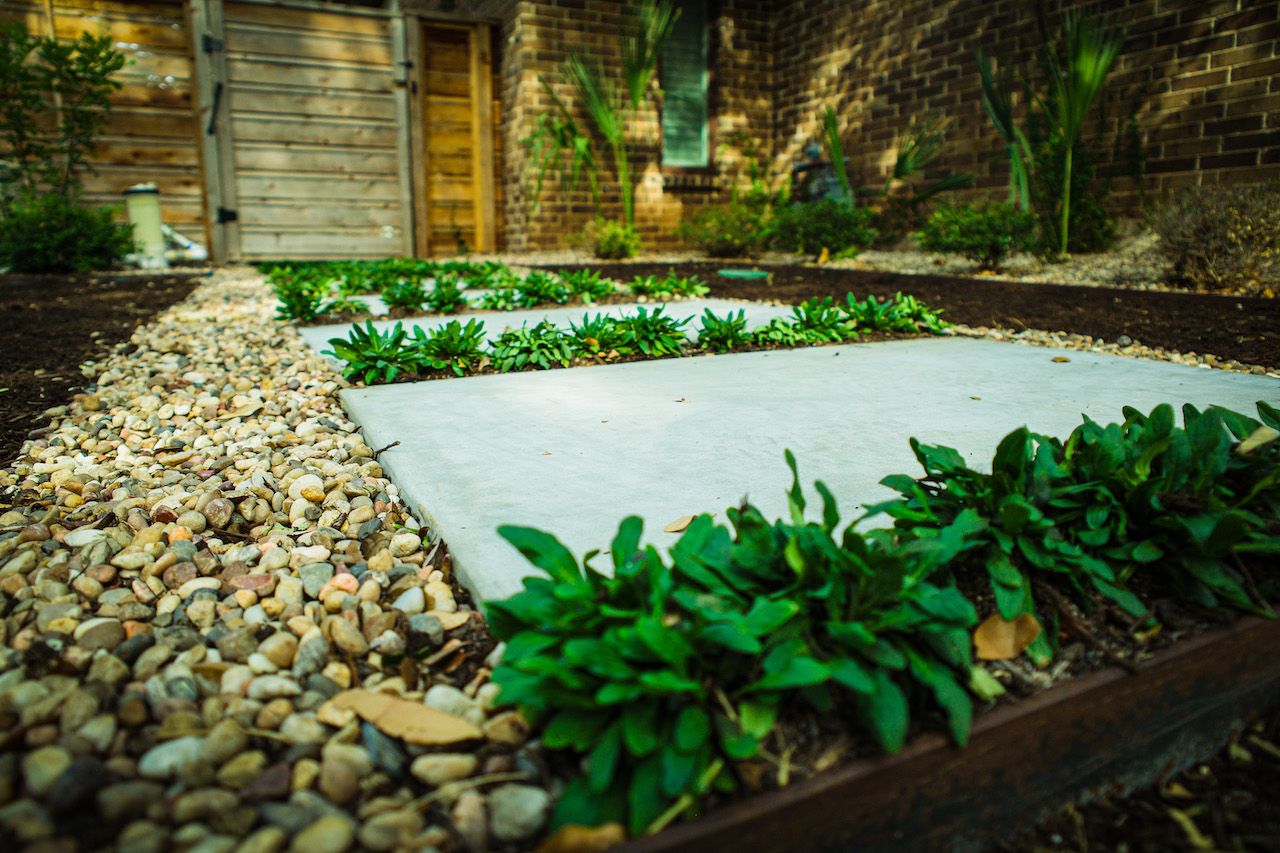8 Tips from a Professional Austin Landscape Designer